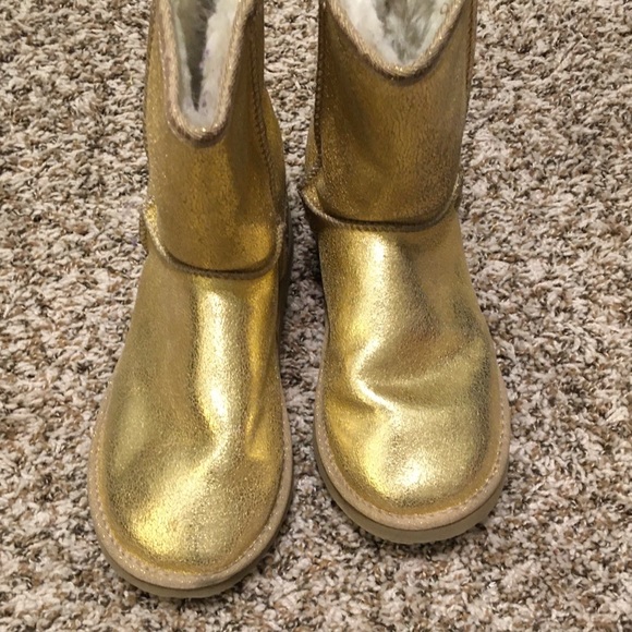 Ukala | Shoes | Ukala Gold Suede Evie Boot Low Sz 9meuc 0 Merino Wool ...
